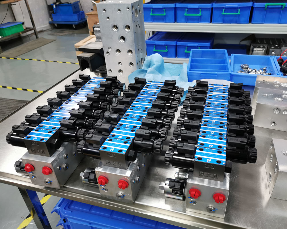 Quality CNC Machining Service & Custom CNC Machining factory from China